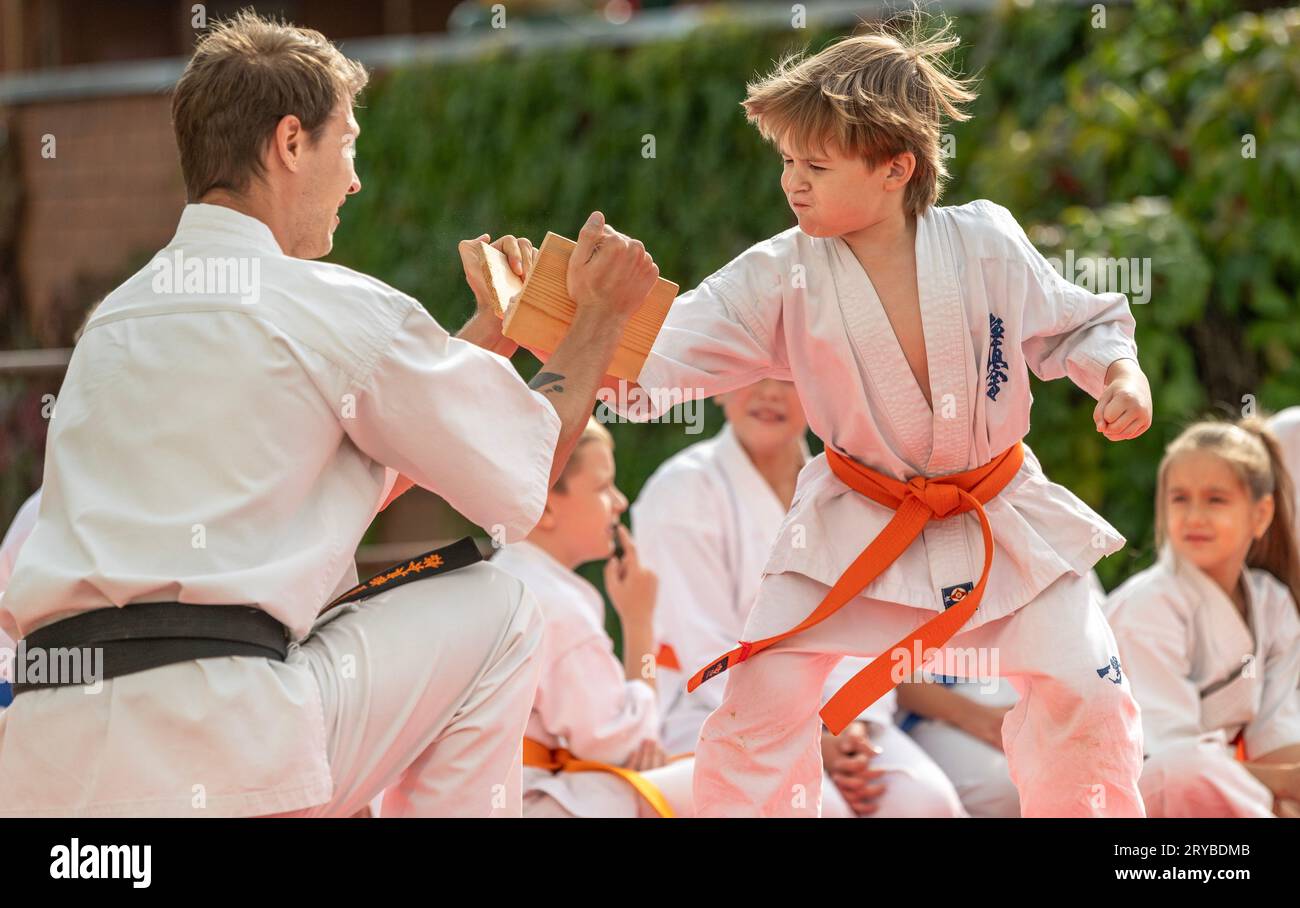 demonstration performances of children in karate Stock Photo - Alamy