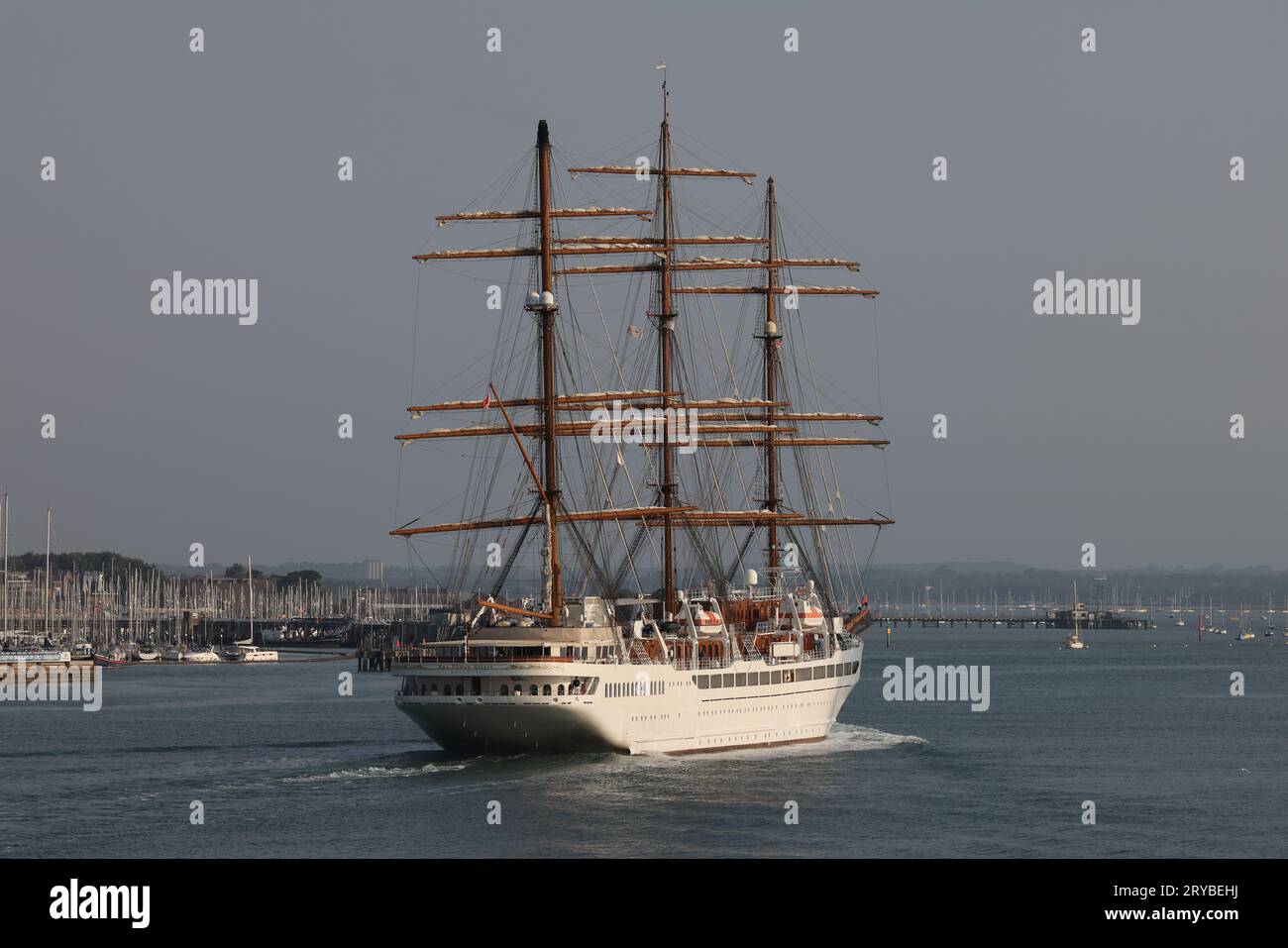 The passenger cruise ship SEA CLOUD SPIRIT makes its way slowly towards ...