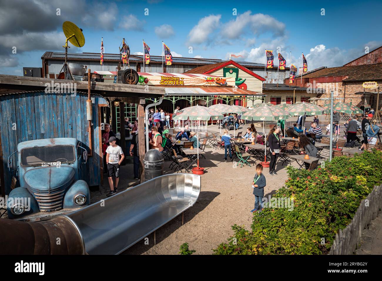 Karls erlebnis dorf elstal amusement hi-res stock photography and ...