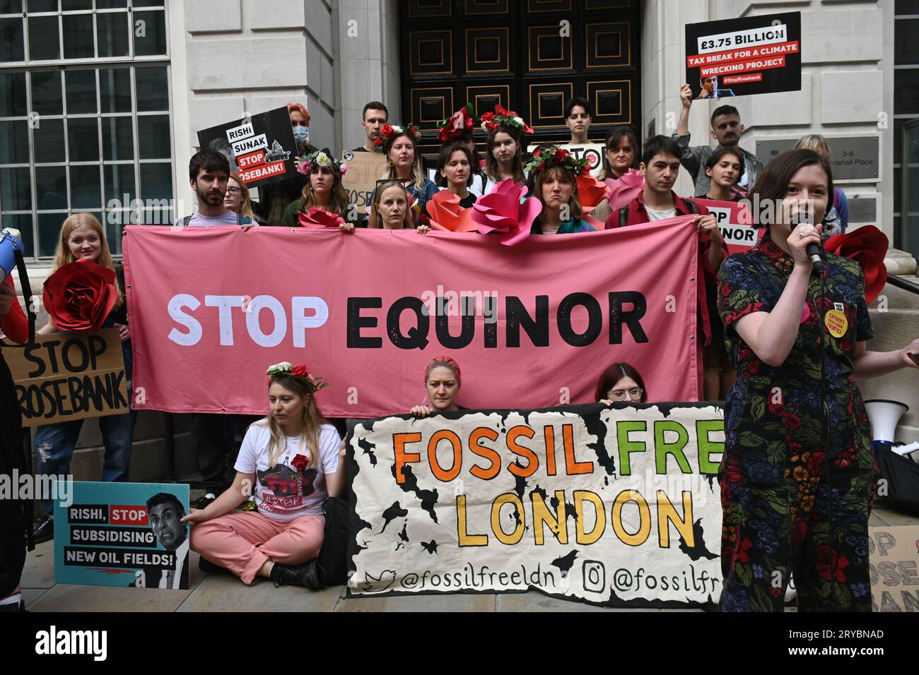 Whitehall Place, London, UK. 30th Sep, 2023. Protests against the UK ...