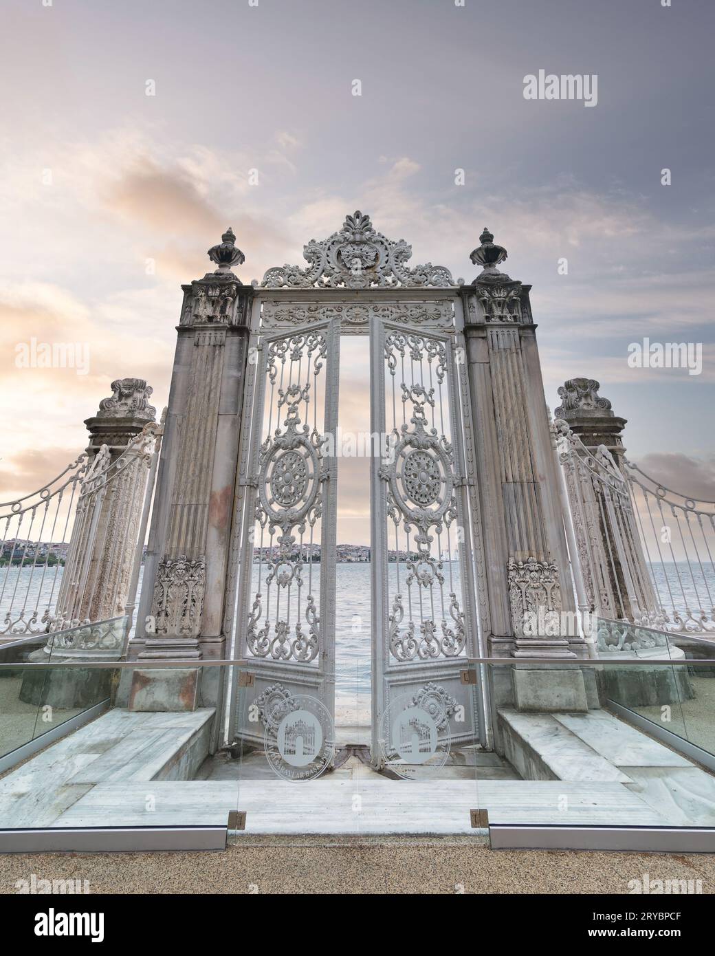 Ottoman gates hi-res stock photography and images - Alamy