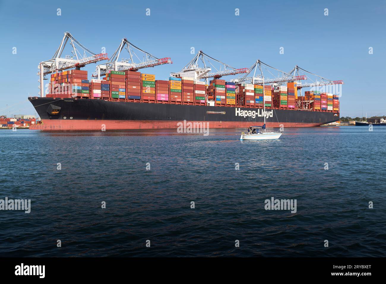 The Hapag-Lloyd, Ultra Large Container Ship (ULCS), TIHAMA, Loading And ...