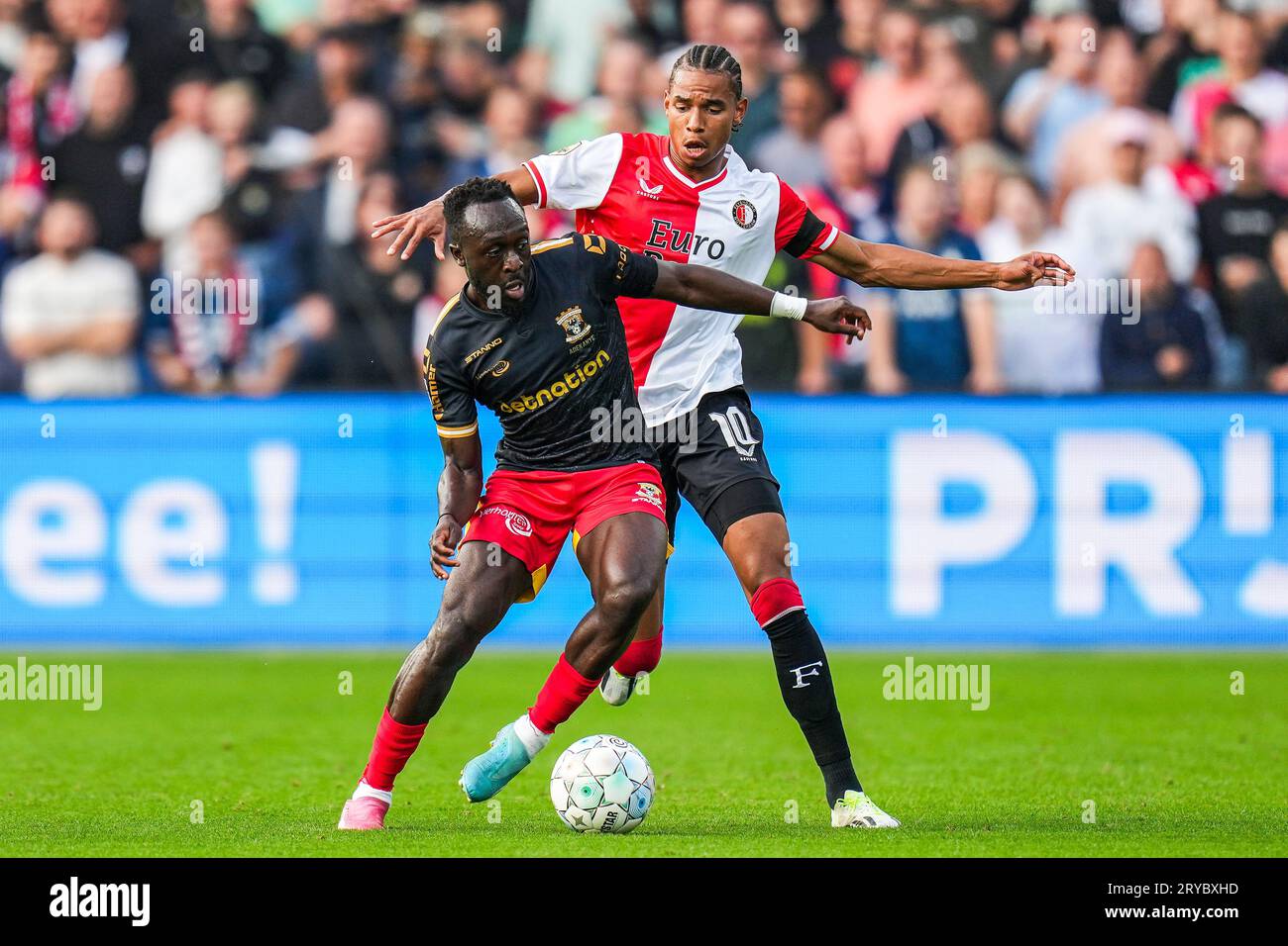 Rotterdam, The Netherlands. 30th Sep, 2023. Rotterdam - Bobby Adekanye of Go Ahead Eagles ...