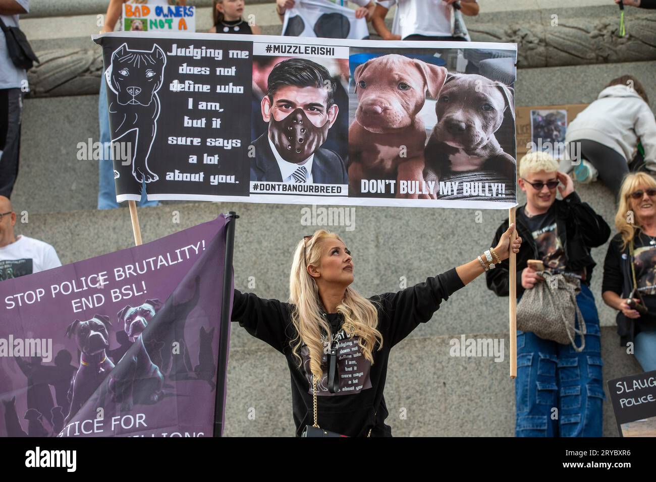 London, England, UK. 30th Sep, 2023. XL Bully owners stage protest ...