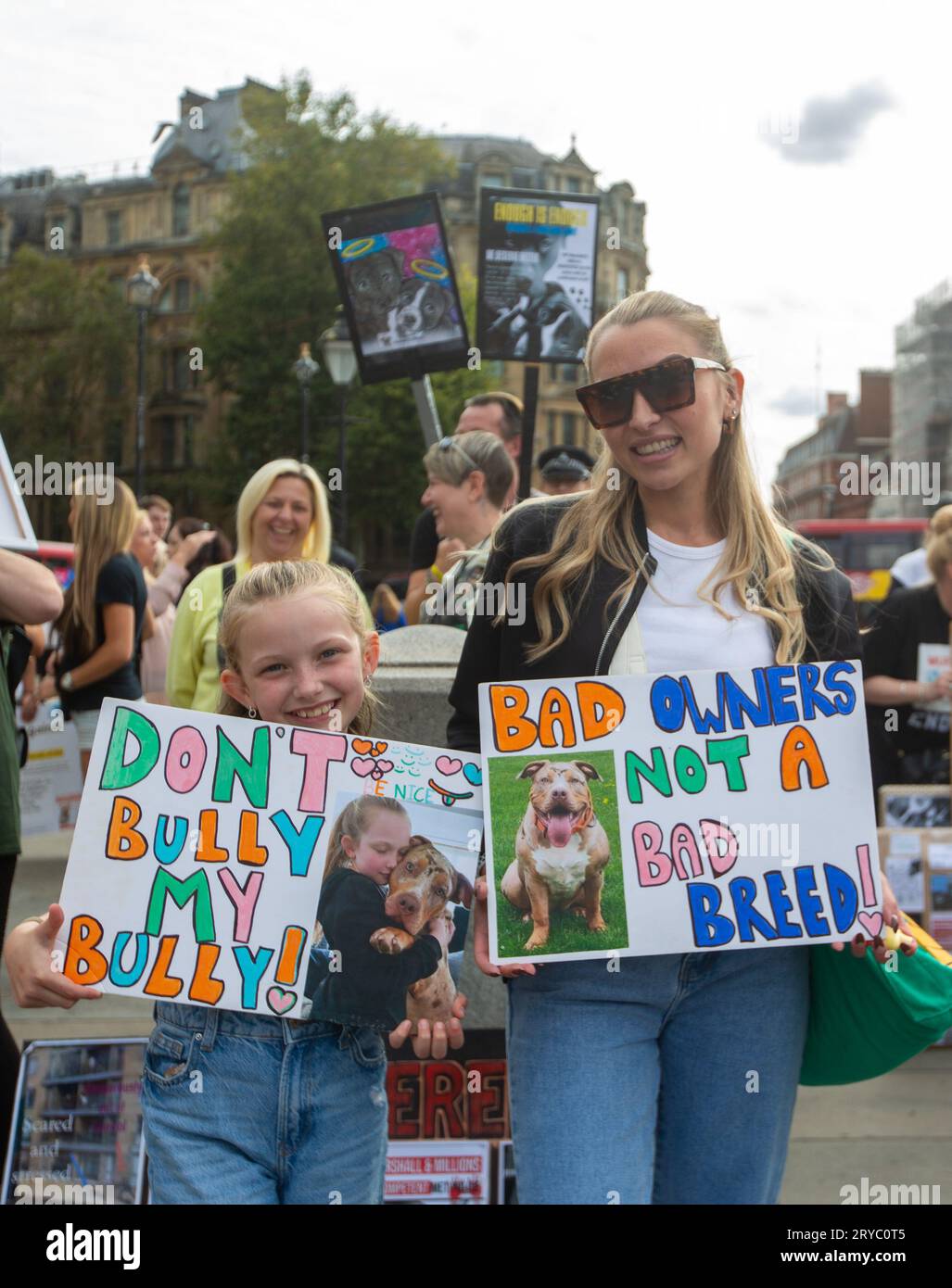 London, England, UK. 30th Sep, 2023. XL Bully owners stage protest ...