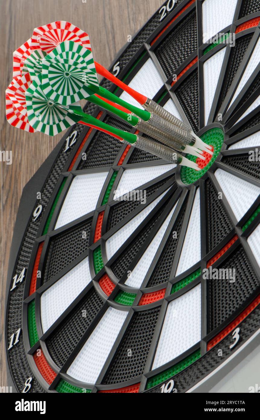 Throwing board hi-res stock photography and images - Alamy