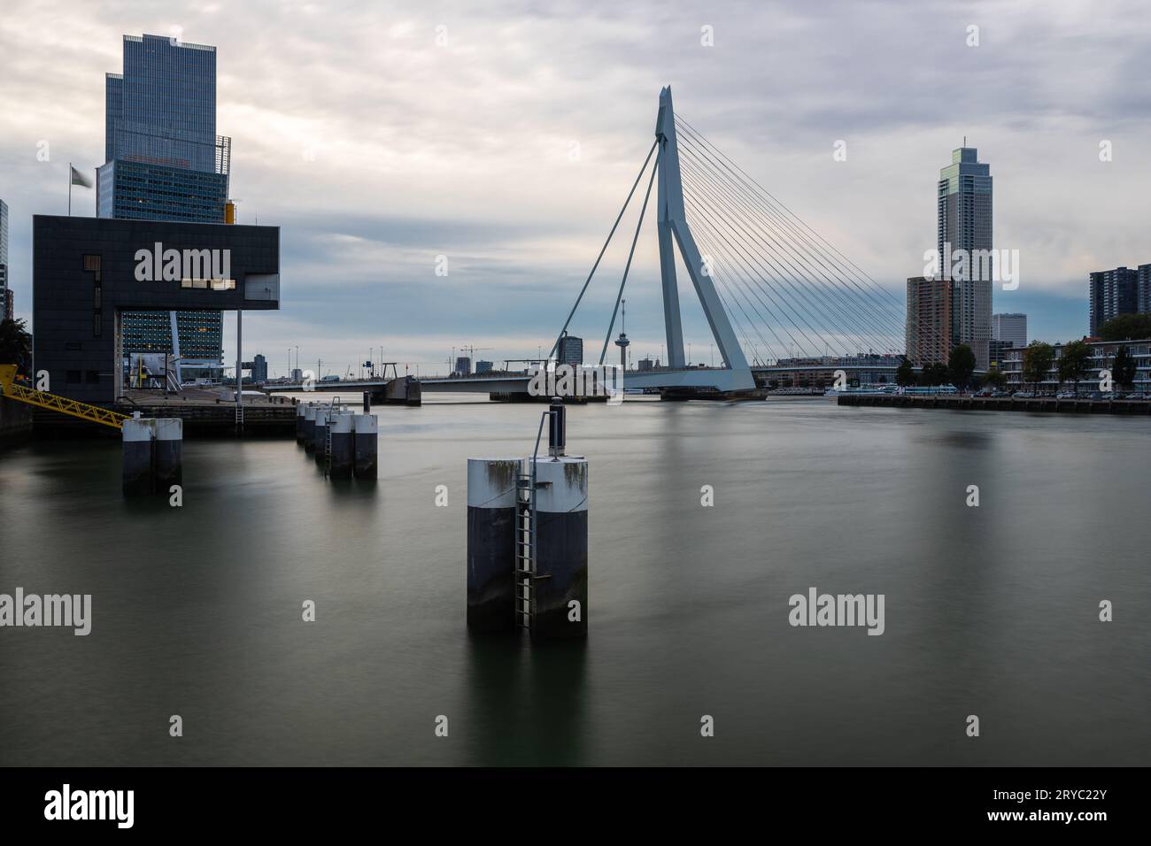 Centre de construction de rotterdam hi-res stock photography and images ...