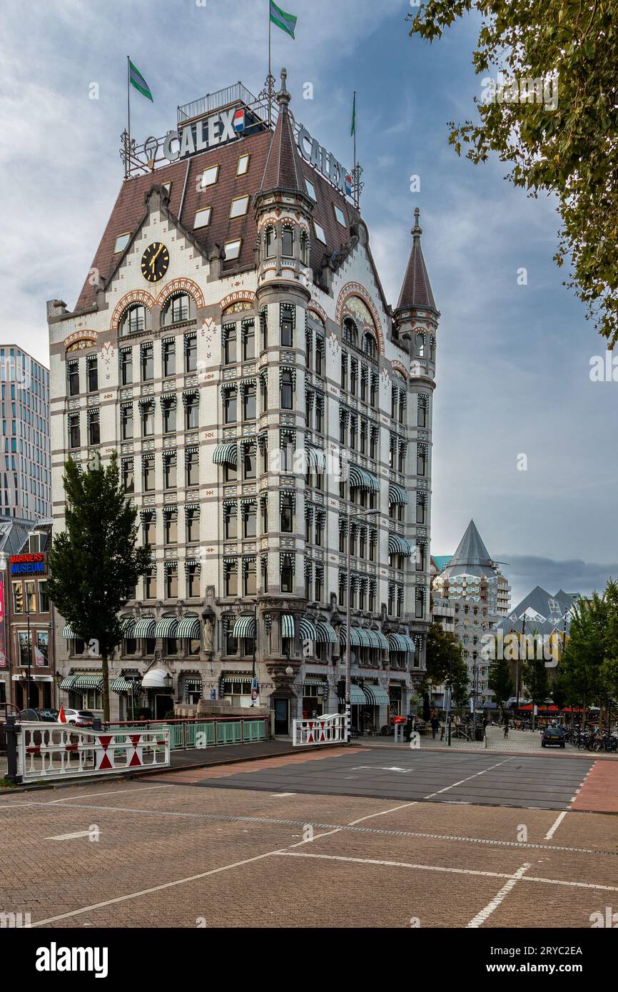 10 story high building construction hi-res stock photography and images ...