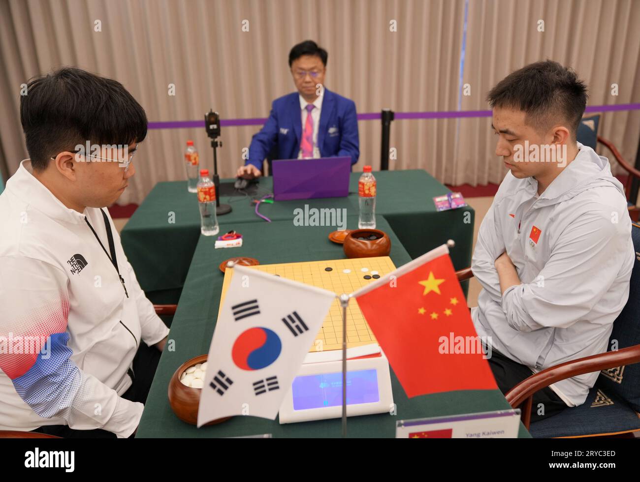 Hangzhou, China's Zhejiang Province. 30th Sep, 2023. Yang Kaiwen (R) of ...