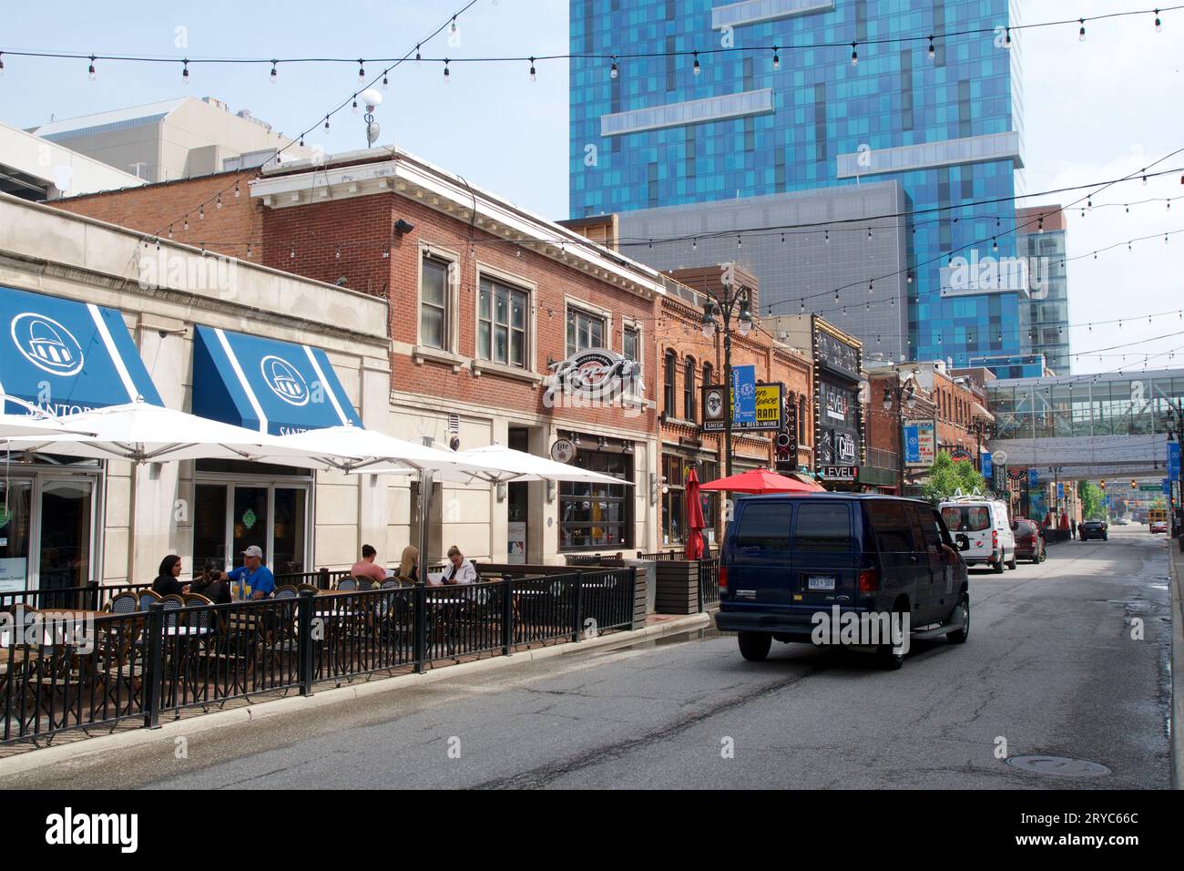 Detroit city street night hi-res stock photography and images - Alamy