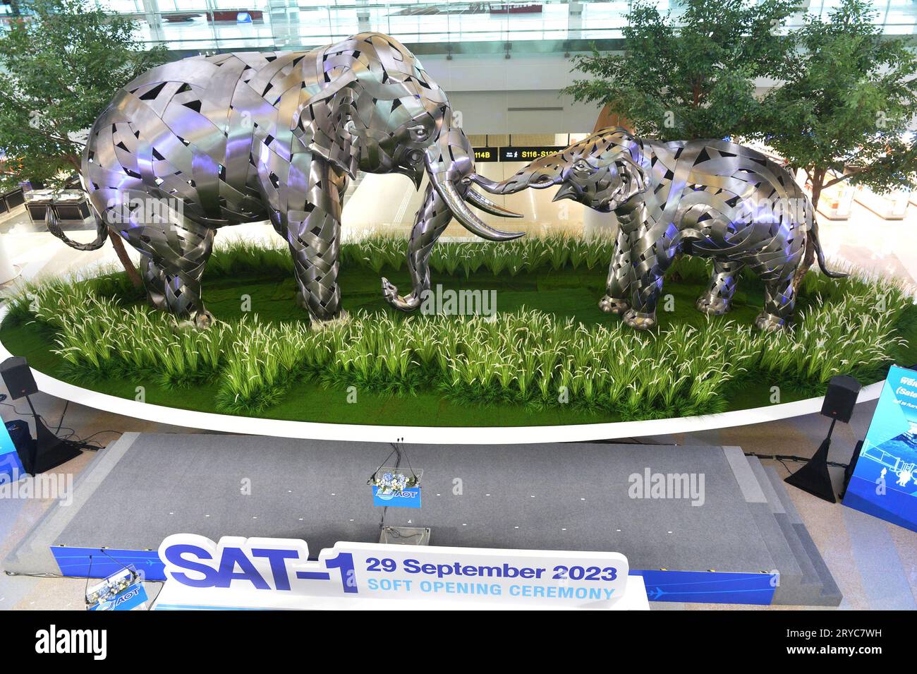 Terminal sat 1 hi-res stock photography and images - Alamy