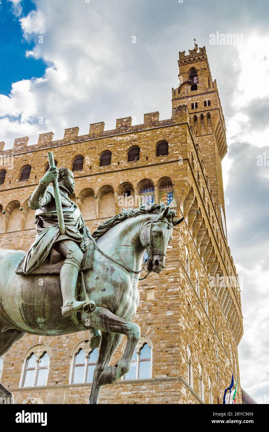 Medici court hi-res stock photography and images - Alamy