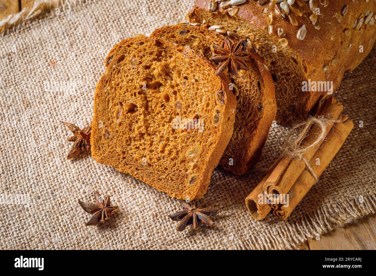 Raisin bread loaf hi-res stock photography and images - Alamy