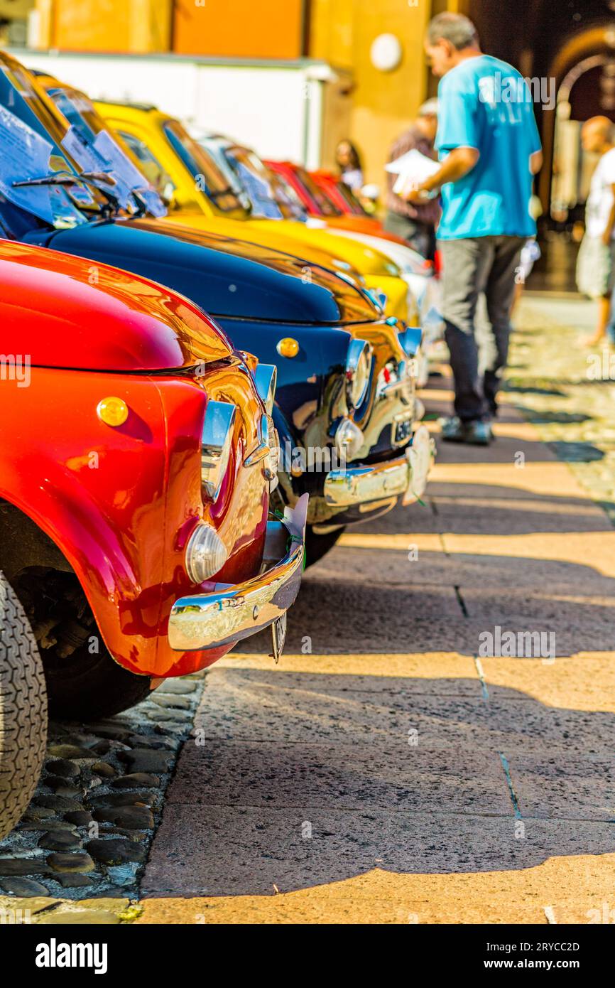 Bright vintage car hi-res stock photography and images - Alamy