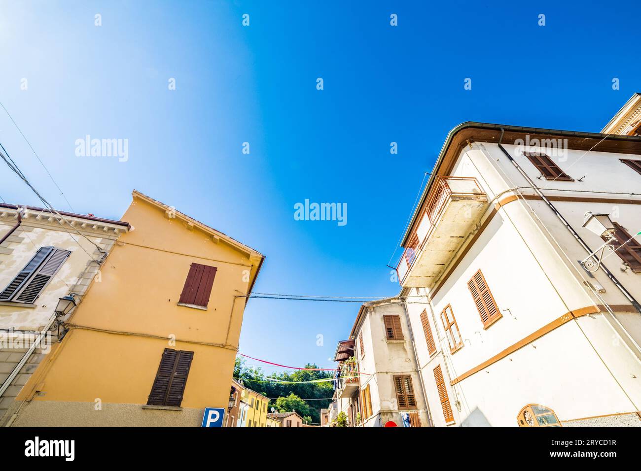 Historic buildings in hillside hi-res stock photography and images - Alamy