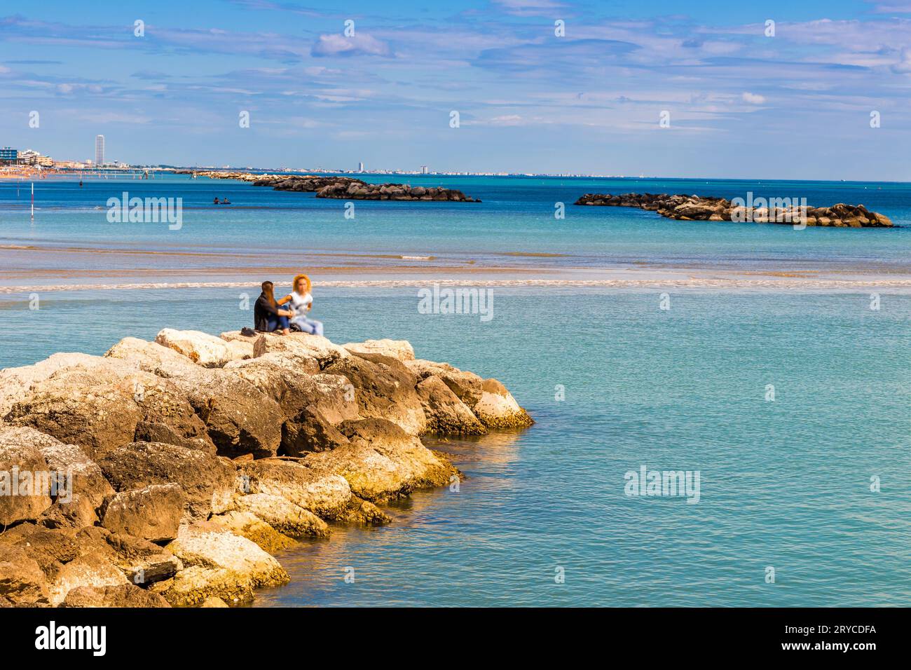 Breakwater rocks hi-res stock photography and images - Alamy