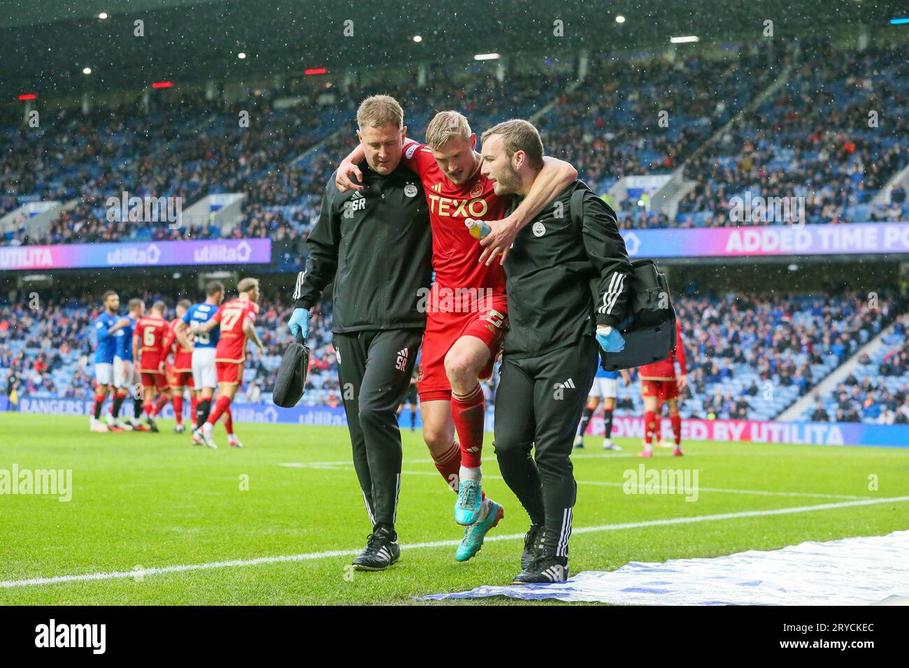 Team doctors player hi-res stock photography and images - Alamy