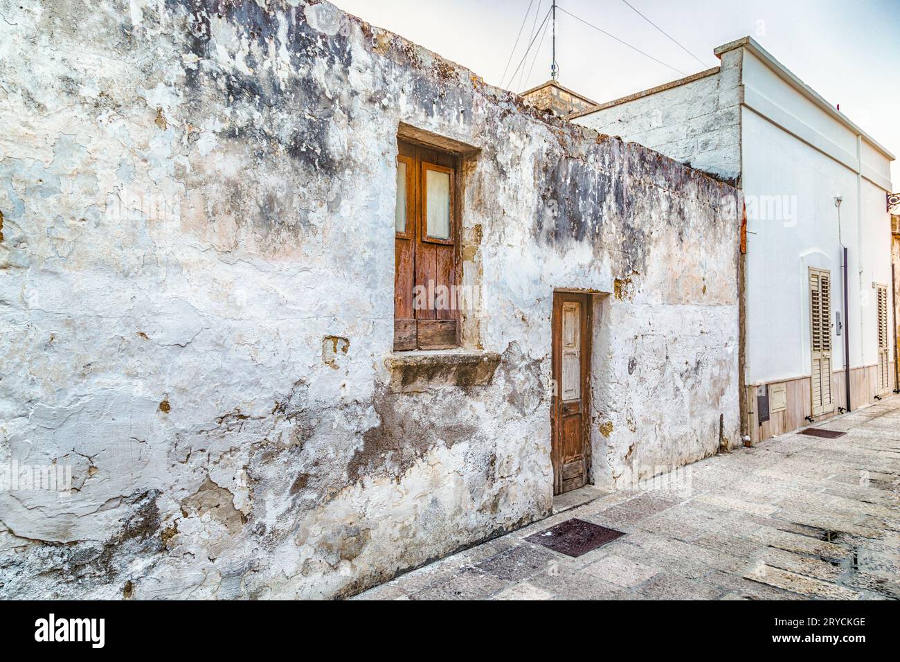 Small fortified houses hi-res stock photography and images - Alamy