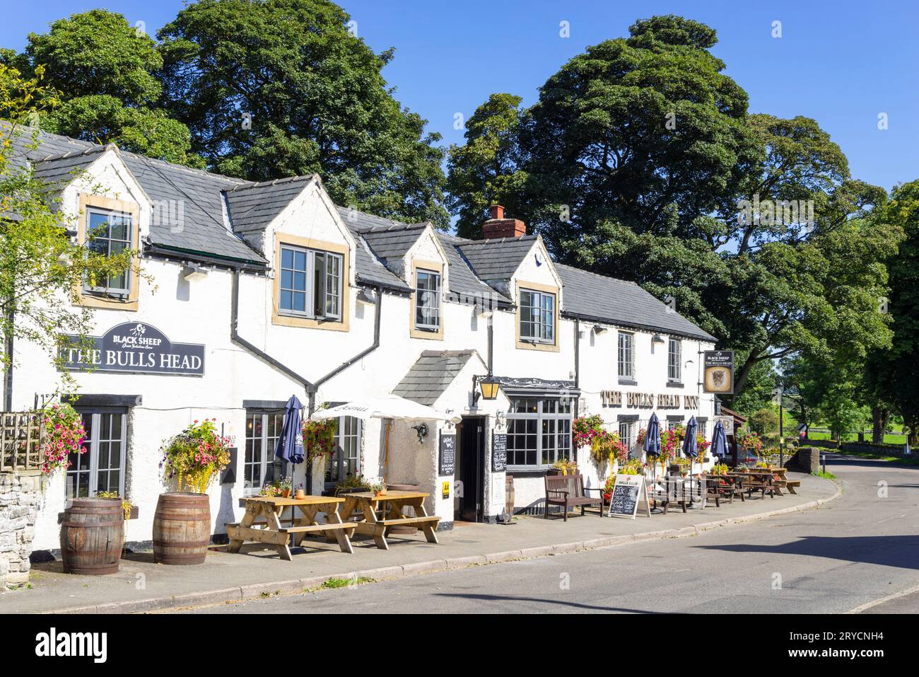 Foolow The Bulls head Inn or The Bull at Foolow a pub and hotel in the ...