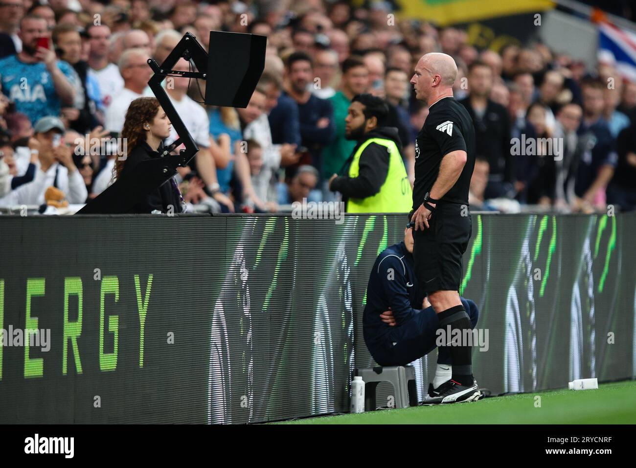 Season 2023 24 red card hi-res stock photography and images - Alamy