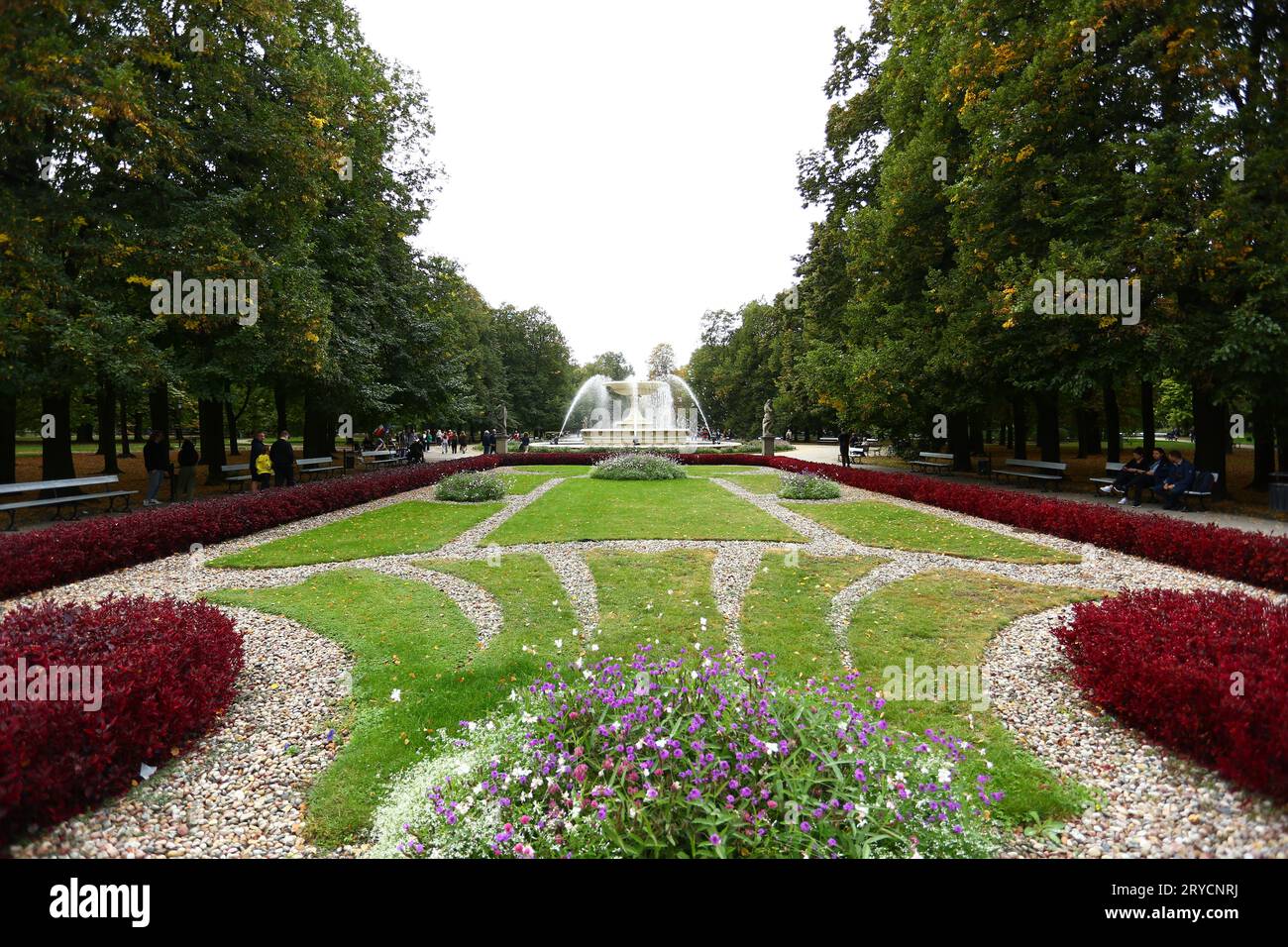 Poland: Saski Park in Warsaw during autumn Stock Photo - Alamy