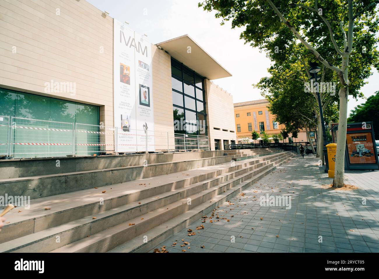 Instituto valenciano arte moderno hi-res stock photography and images ...