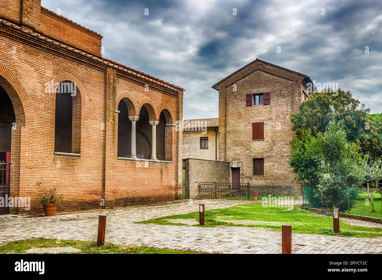 6th century basilica in Italy Stock Photo - Alamy