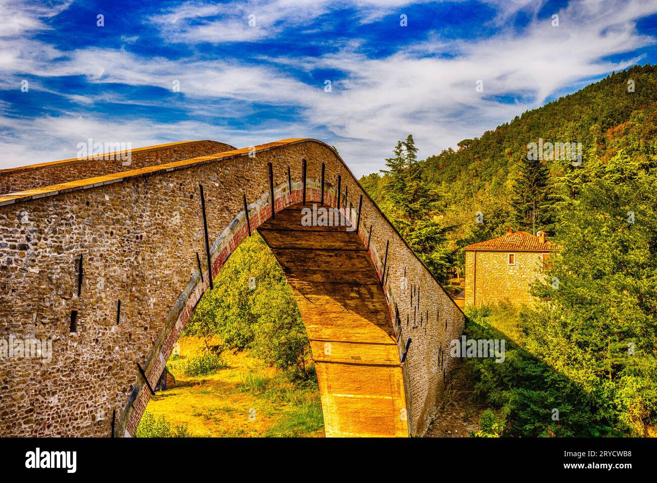 Hunchbacked bridge hi-res stock photography and images - Alamy