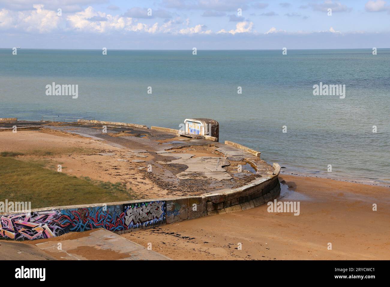 Cliftonville Lido (disused), Ethelbert Terrace, Margate, Viking Coastal ...