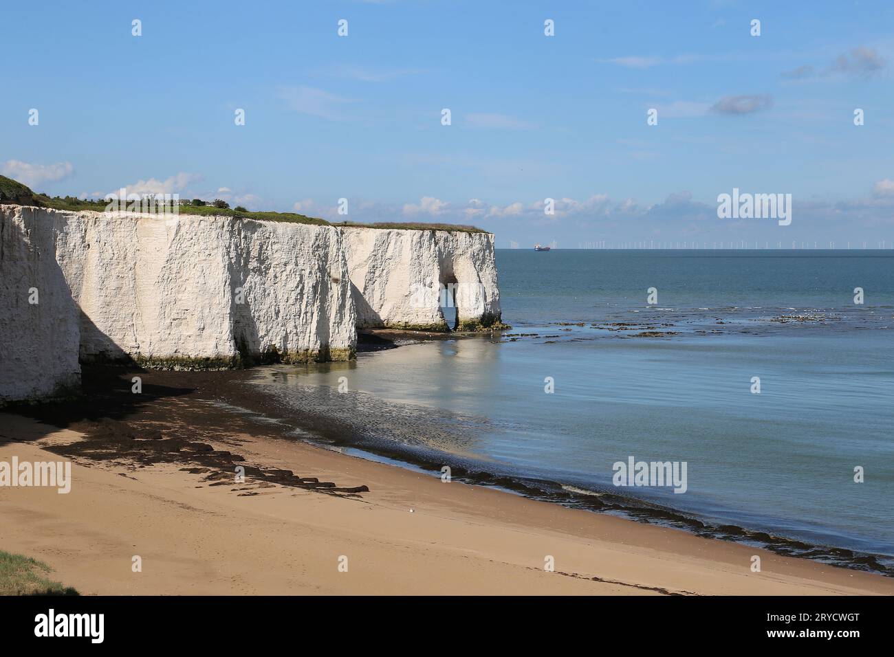 Kingsgate Bay, Viking Coastal Trail, Isle of Thanet, Kent, England ...
