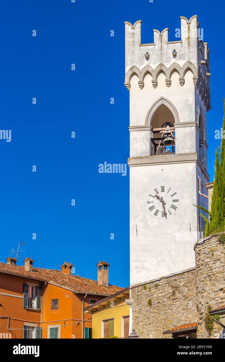 White civic clock tower hi-res stock photography and images - Alamy