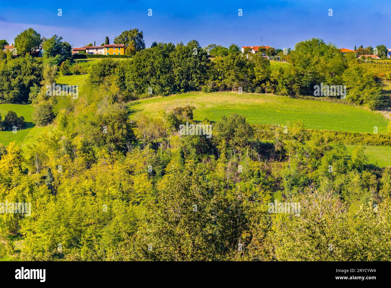 Agricultural farm landscape hi-res stock photography and images - Alamy