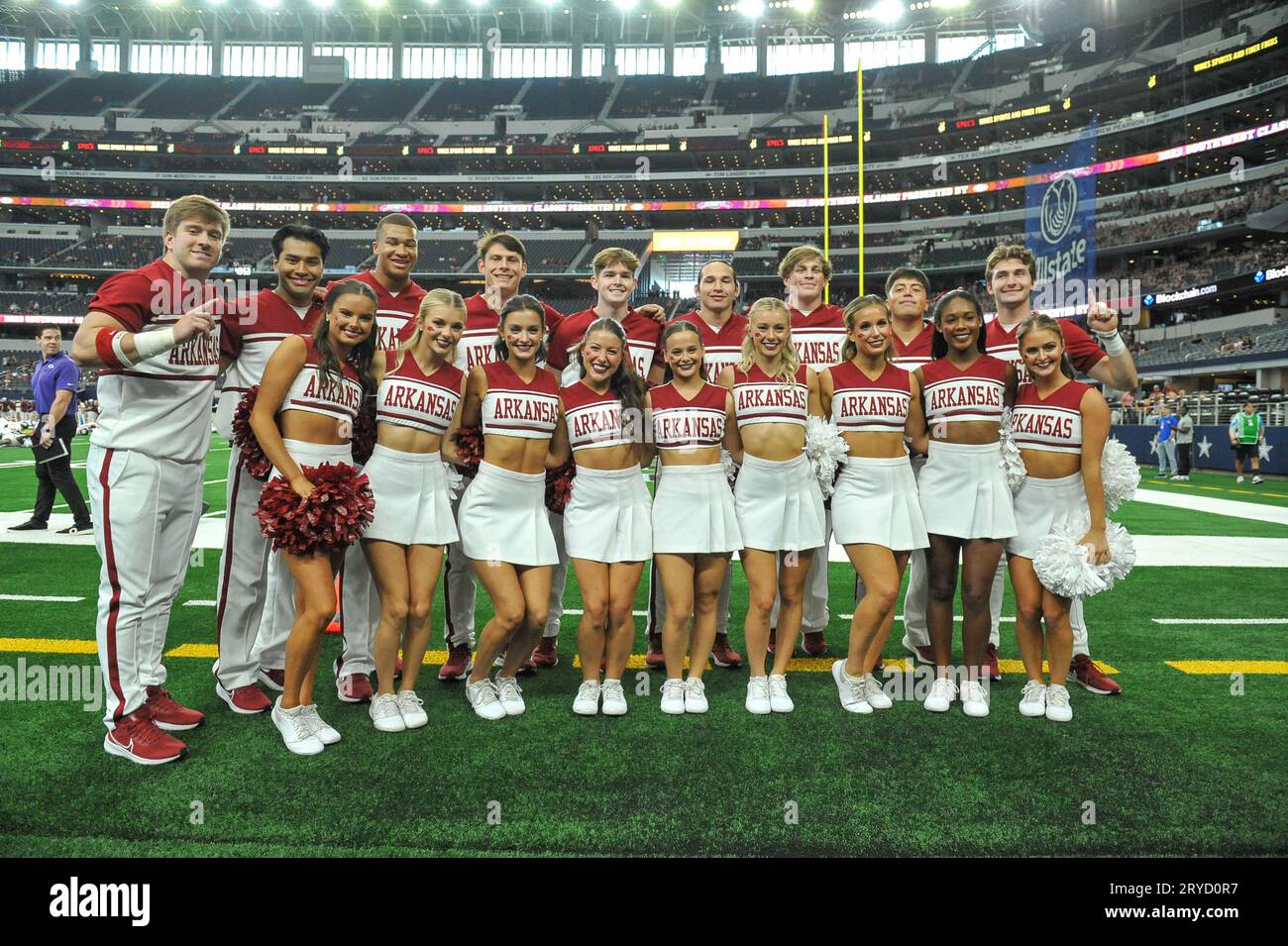 Aggies cheerleaders hi-res stock photography and images - Alamy