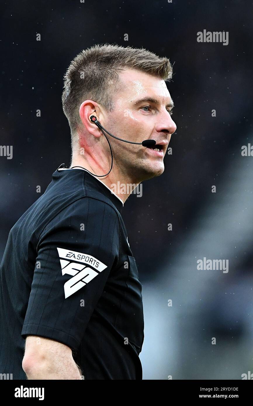 Referee, Ollie Yates during the Sky Bet League 1 match between Derby ...