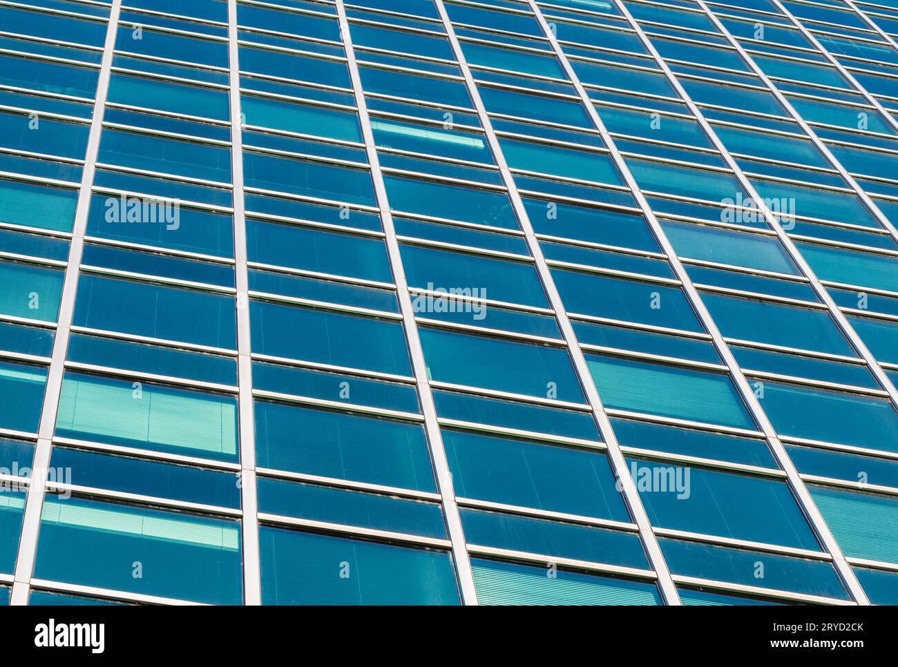 Skyscraper windows hi-res stock photography and images - Alamy
