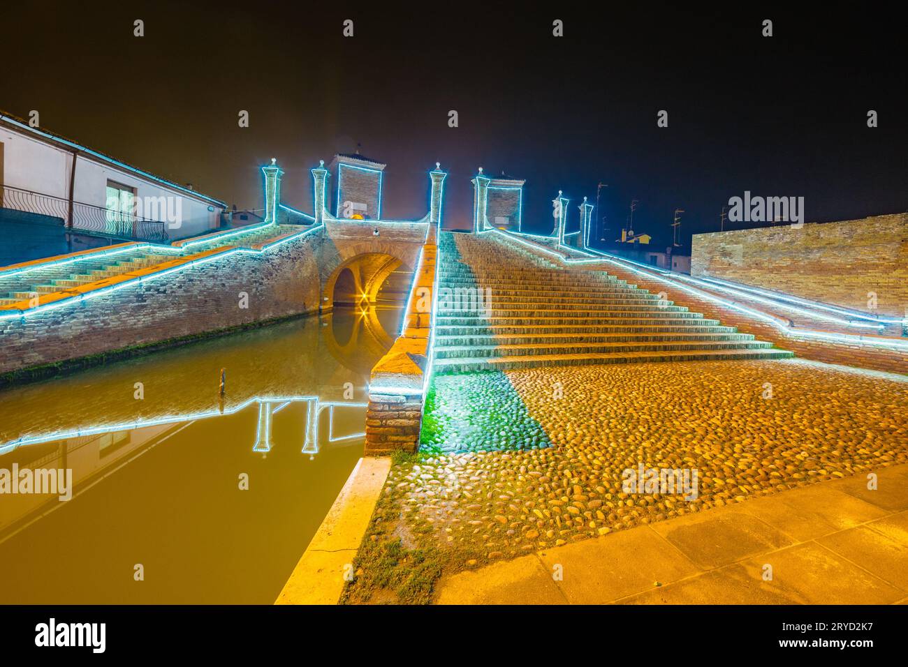 Christmas lights on ancient bridge Stock Photo - Alamy