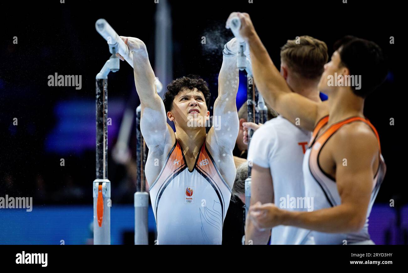 ANTWERP - Jermain Grunberg (l) and Loran de Munck in action during the ...