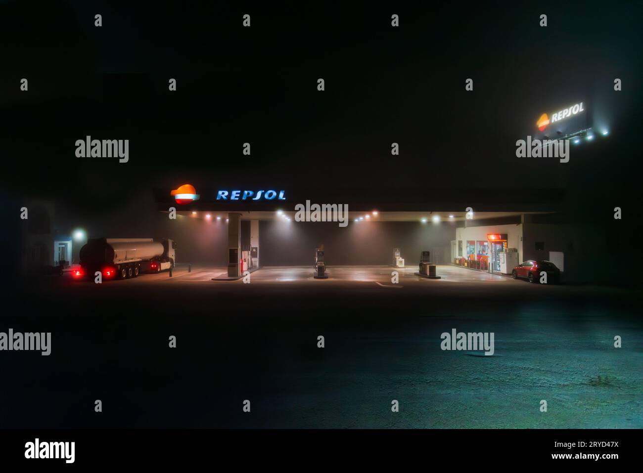 Repsol petrol station hi-res stock photography and images - Alamy
