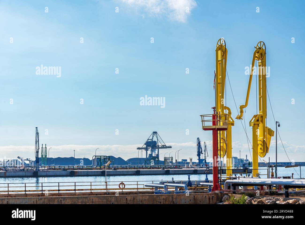 Fuel tanks engineering hi-res stock photography and images - Alamy