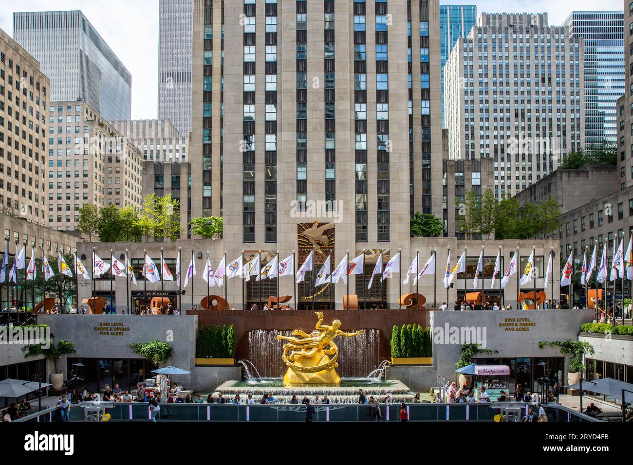 ROCKERFELLER CENTER, NEW YORK, USA, - SEPTEMBER 15, 2023. A landscape ...