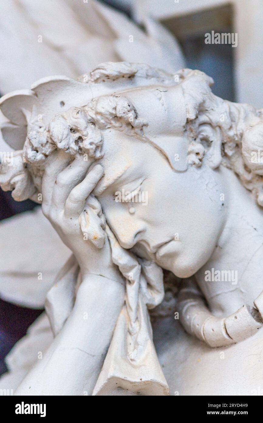 Crying angel statue hi-res stock photography and images - Alamy