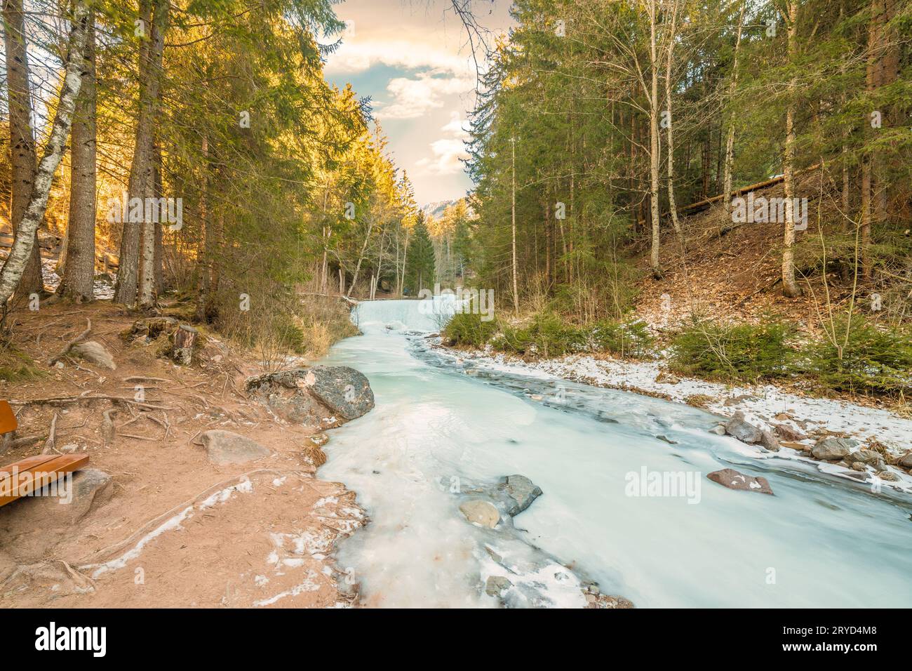 Frozen brook hi-res stock photography and images - Alamy