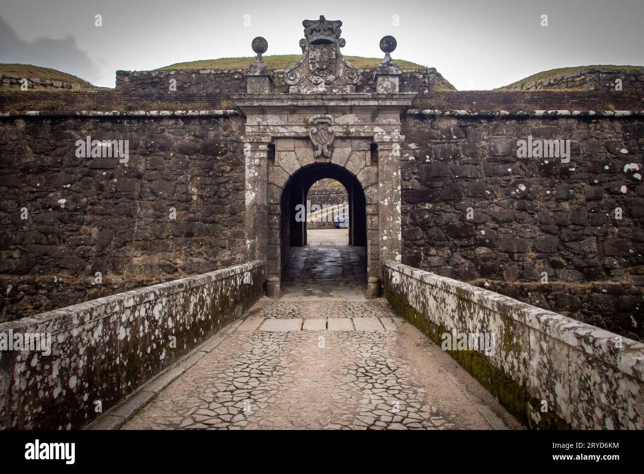 The Southern gate, the Portas de Coroado, of the fortress of Valença ...