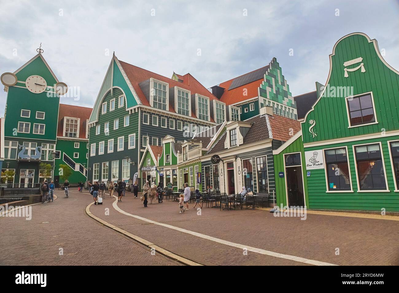 Street in dutch town hi-res stock photography and images - Alamy