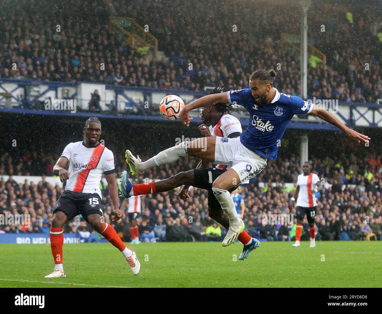 Issa kabore luton town hi-res stock photography and images - Alamy