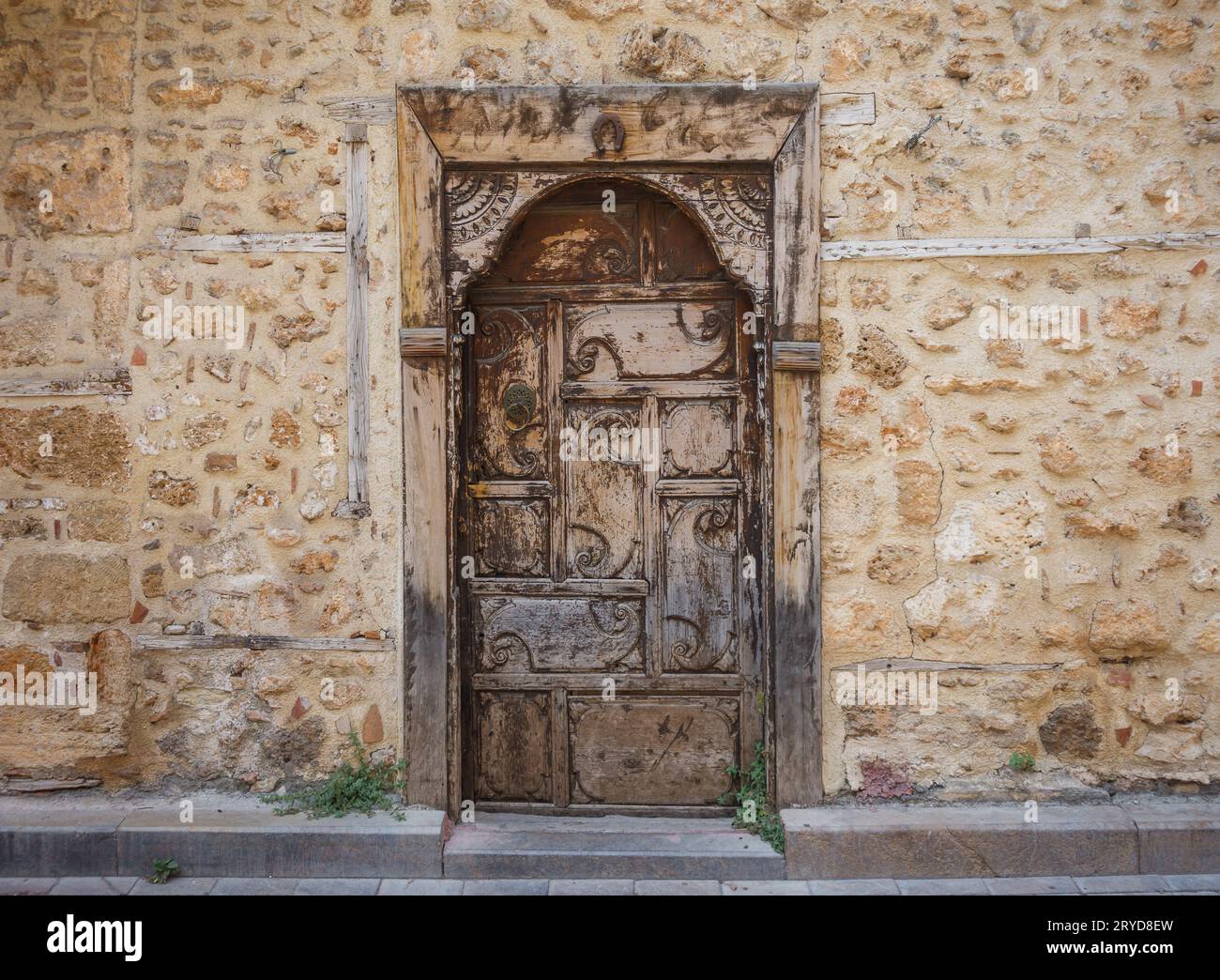 Vintage door windows hi-res stock photography and images - Alamy