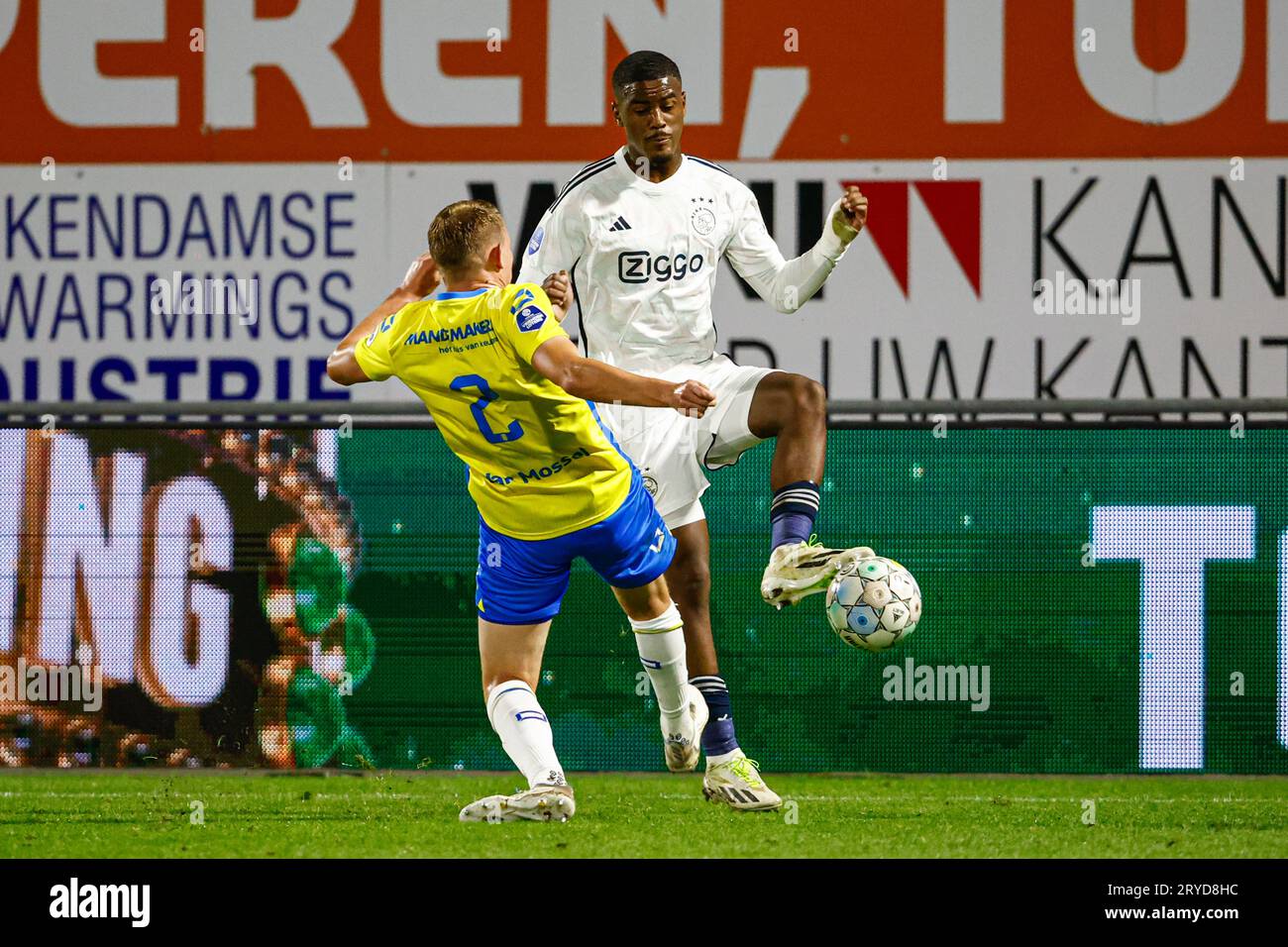 Waalwijk, Netherlands. 30th Sep, 2023. WAALWIJK, NETHERLANDS - SEPTEMBER 30: Julian Lelieveld of ...