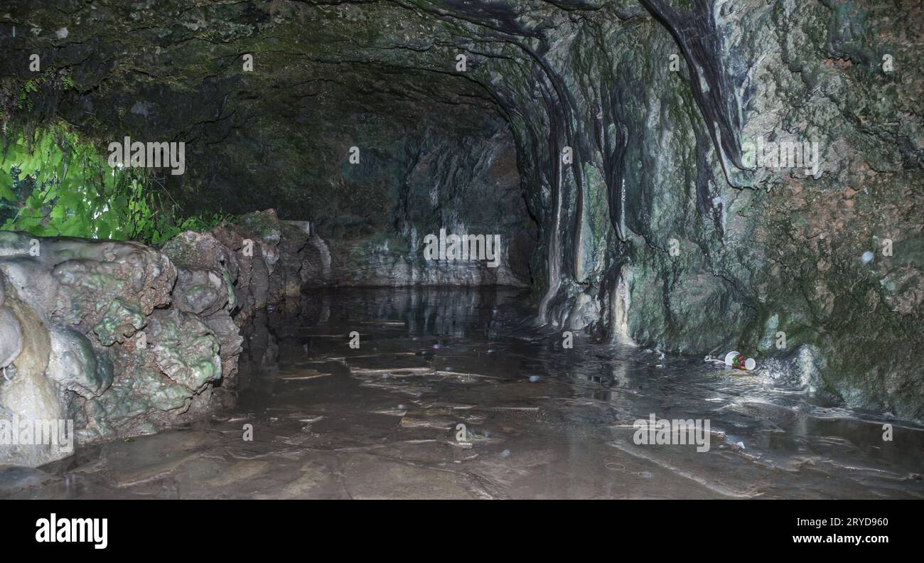 An upper cave hi-res stock photography and images - Alamy
