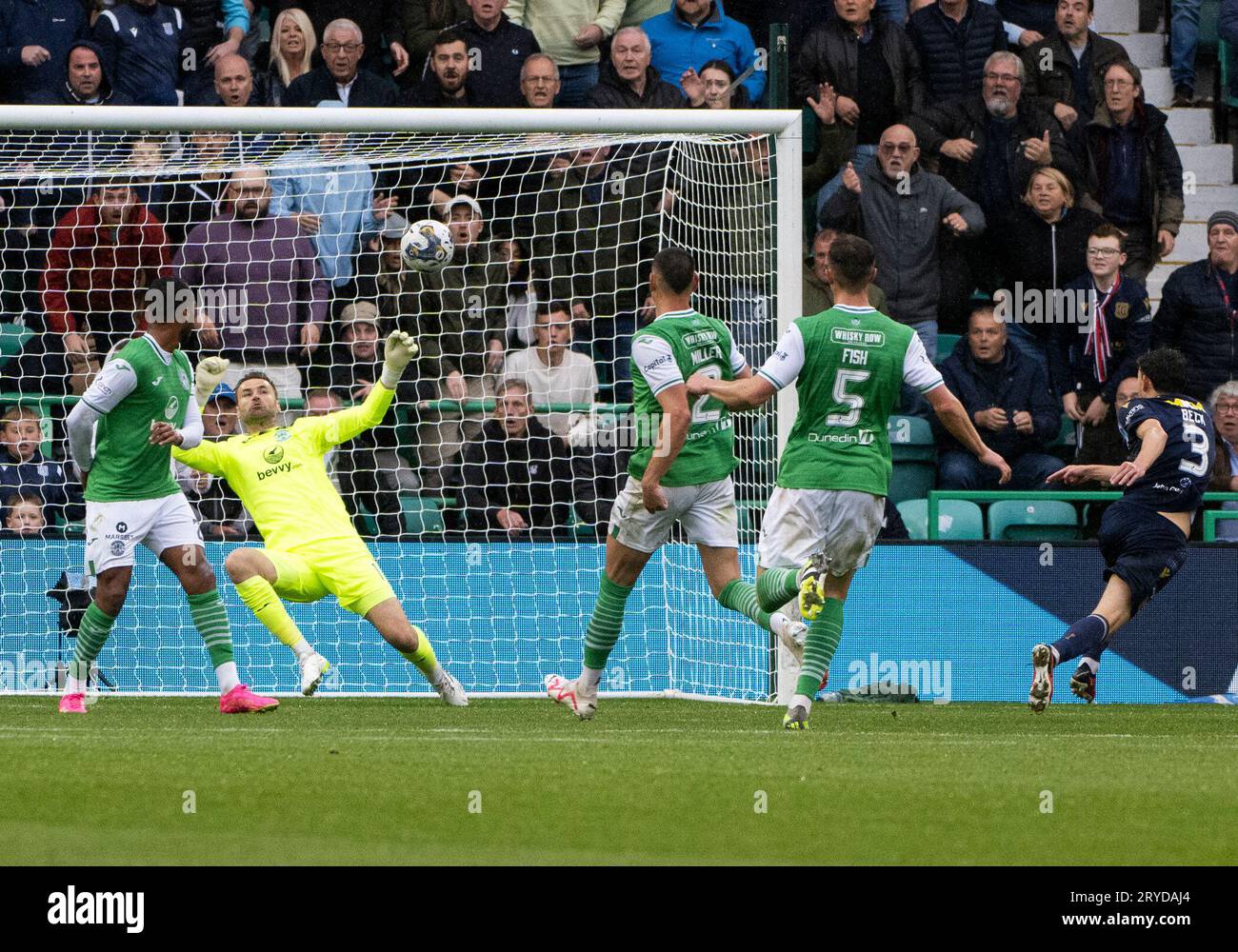 Edinburgh, UK. 30th Sep, 2023. Scottish Premiership - Hibernian FC v ...