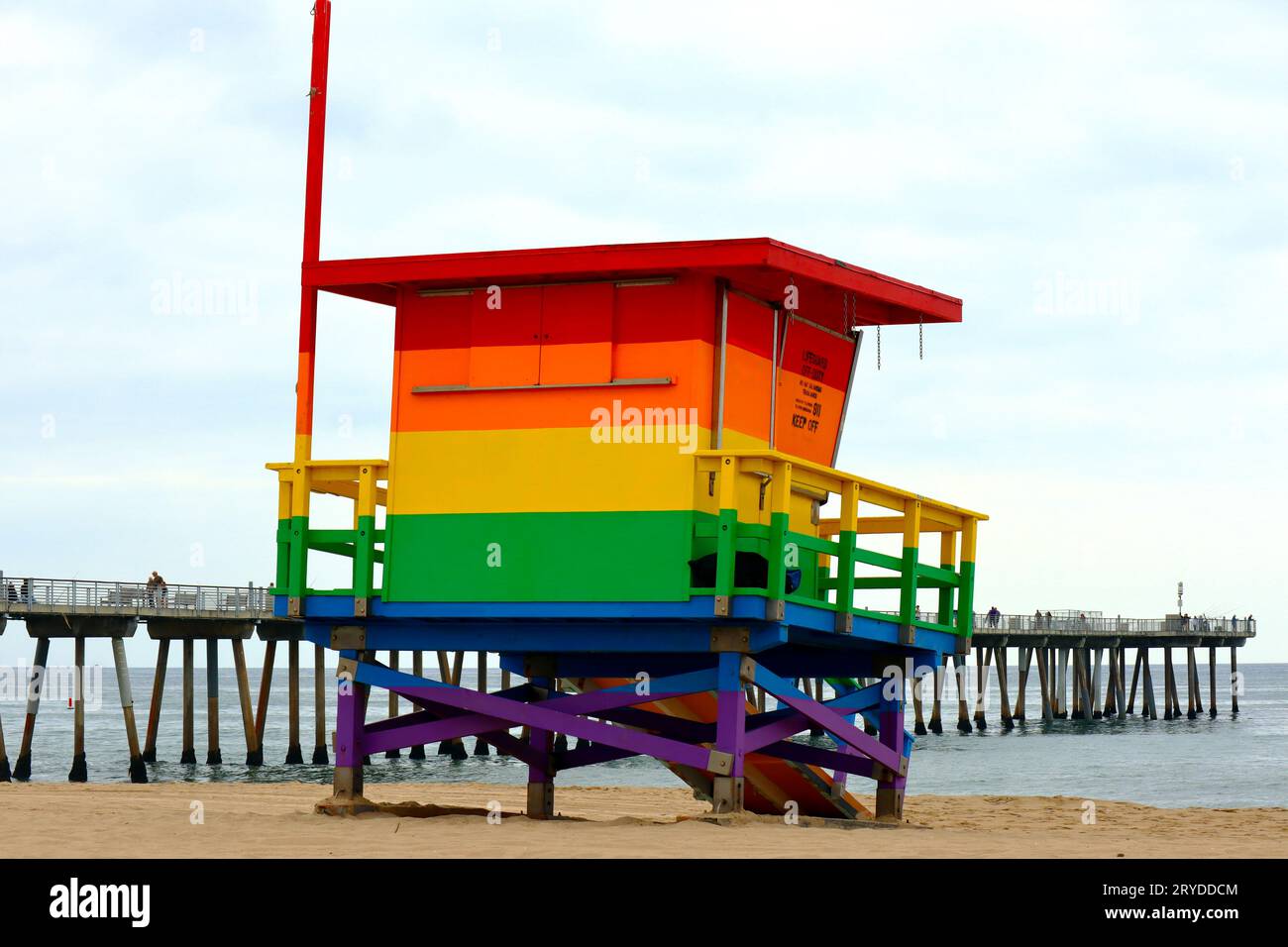 Rainbow Lifeguard Tower at Hermosa Beach (LA County), California Stock ...